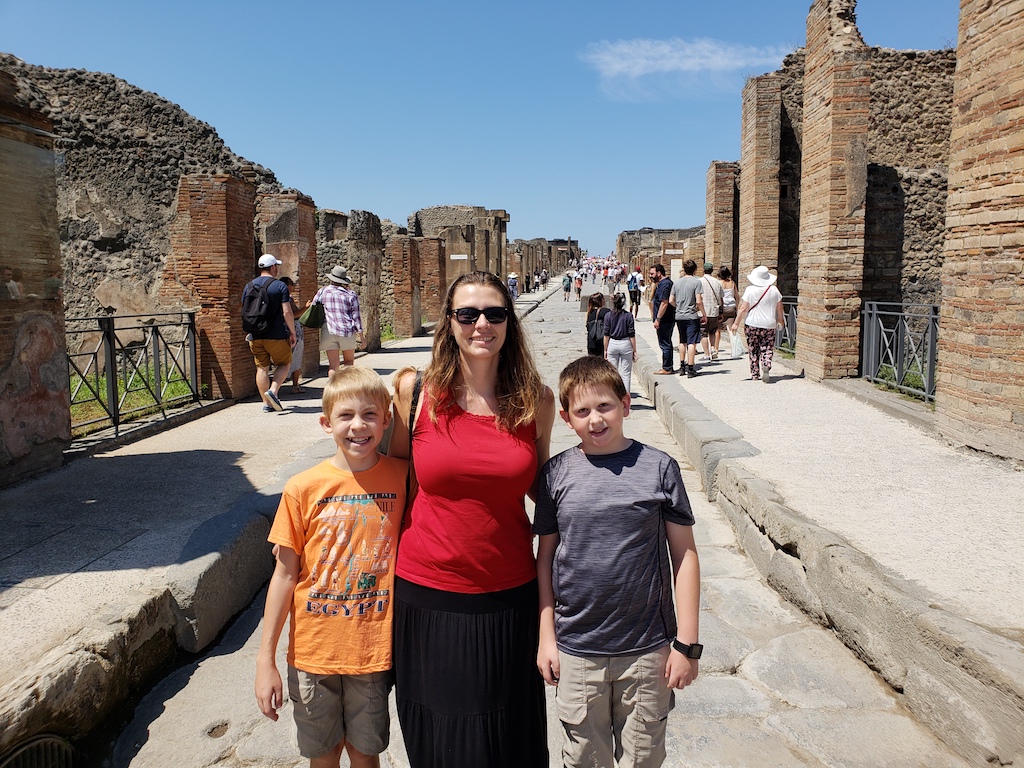 Pompeii, Italy – Adventures of the 4 JLs