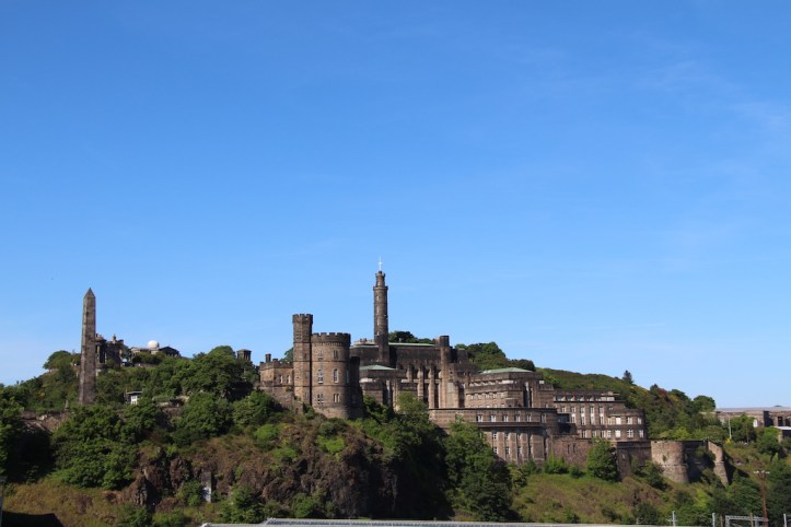 A Stop in Edinburgh, Scotland – Adventures of the 4 JLs
