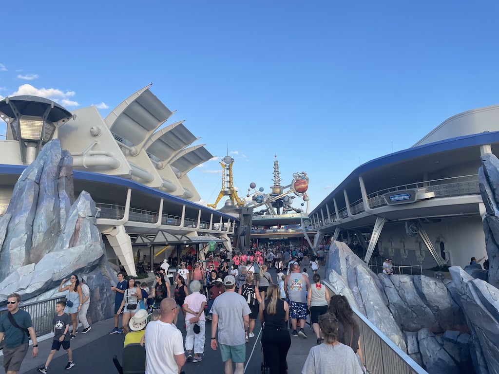 A Visit to Disney World Magic Kingdom – Adventures of the 4 JLs