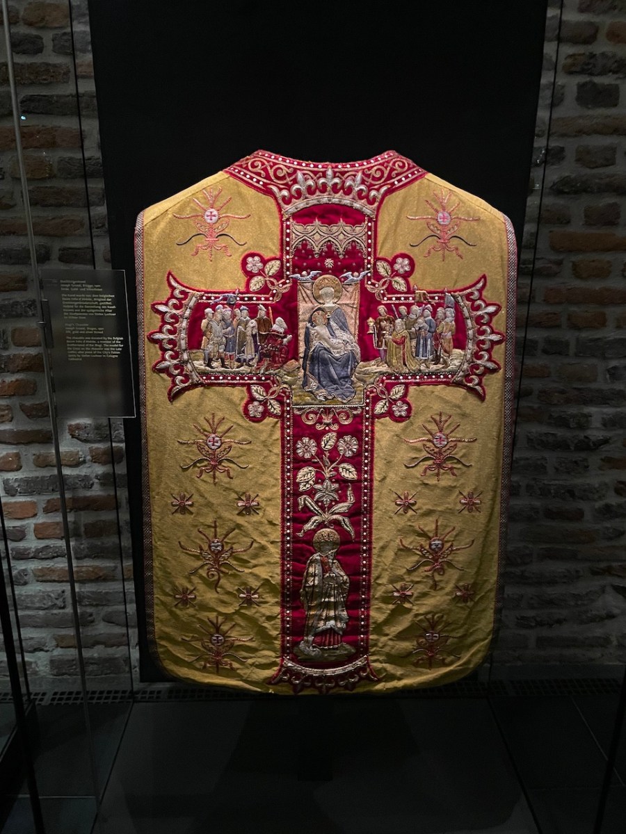 A Stop in Cologne, Germany – Adventures of the 4 JLs